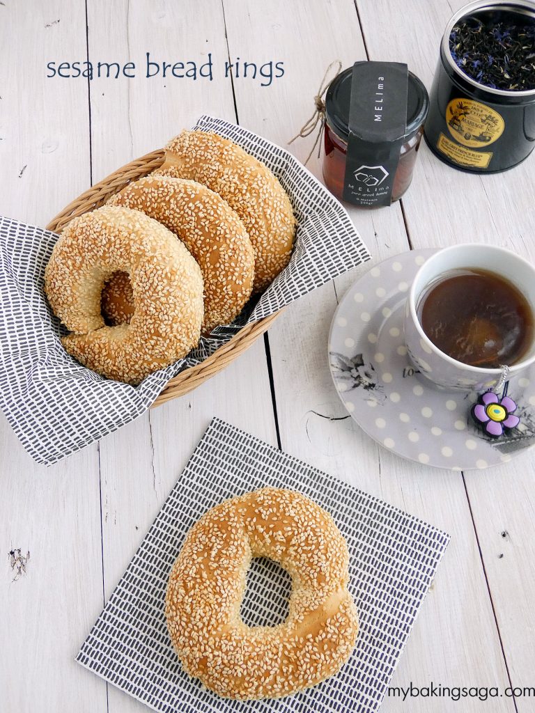 Sesame bread rings - Koulouria Thessalonikis | my baking saga